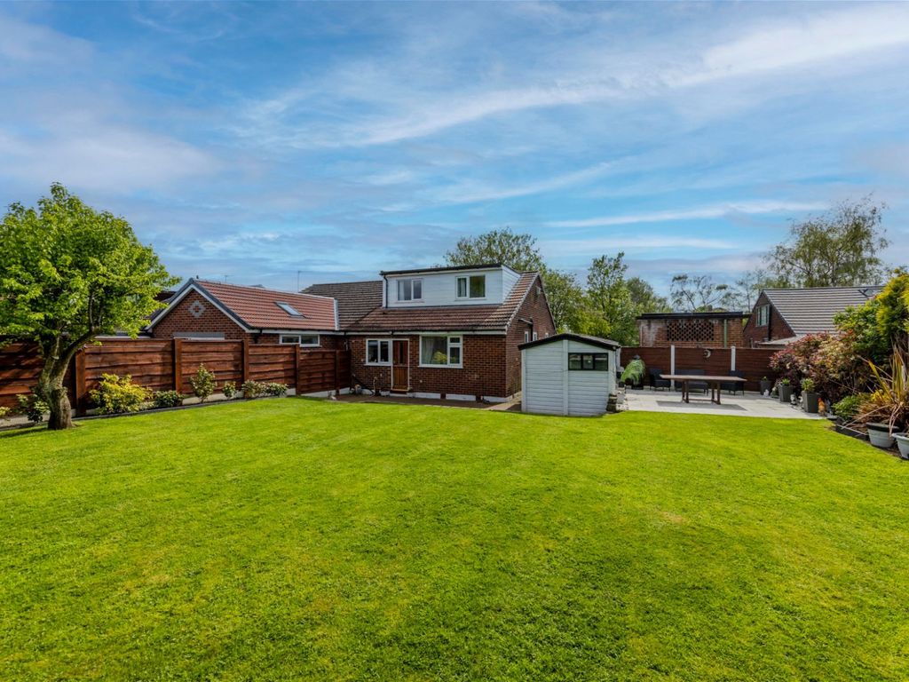 4 bed semi-detached bungalow for sale in Fairview Road, Dane Bank ...