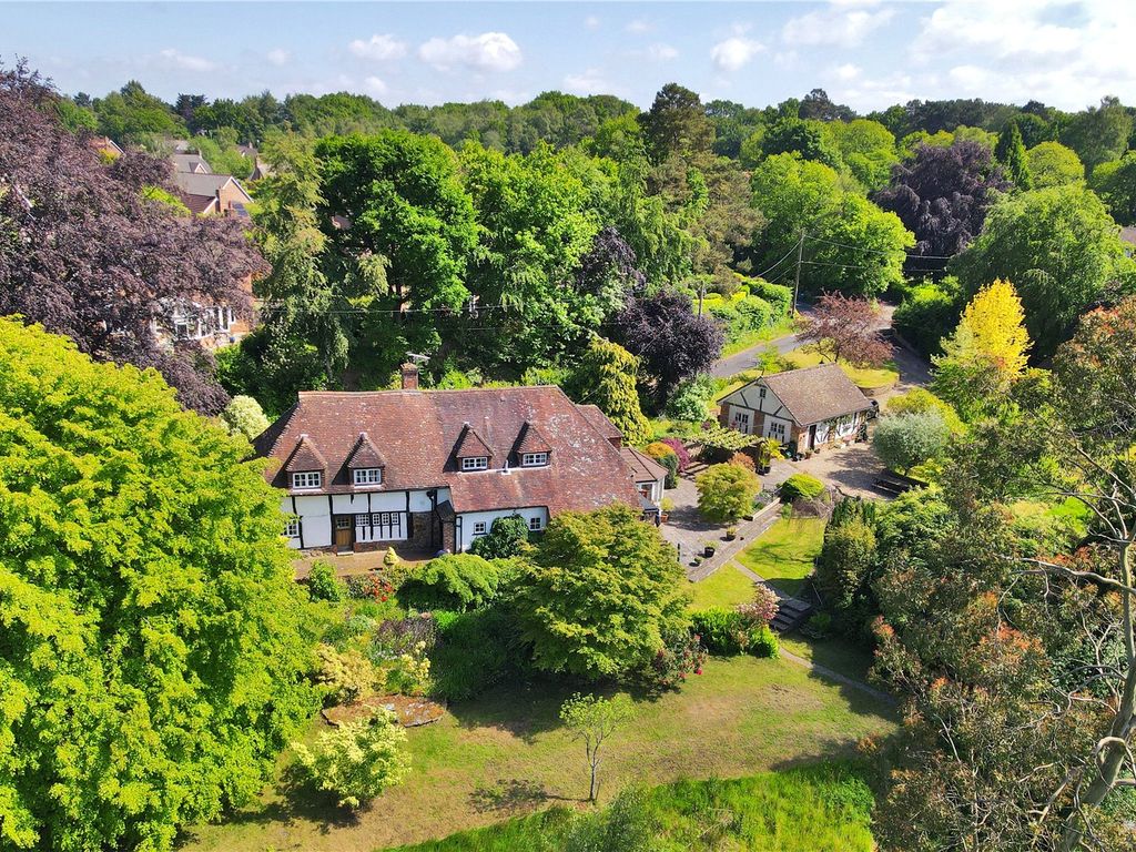 3 bed detached house for sale in Redwell Lane, Ightham, Sevenoaks, Kent ...