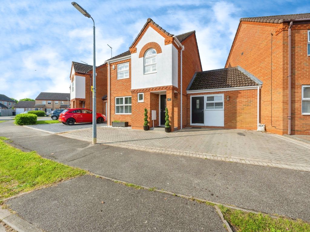 3 bed link detached house for sale in Ravensburgh Close, Barton-Le-Clay ...