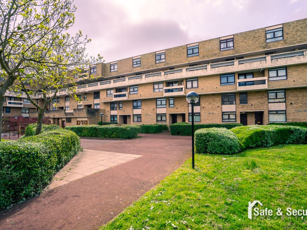 1 bed flat for sale in Collingwood Court, Sulgrave, Washington NE37, £ ...