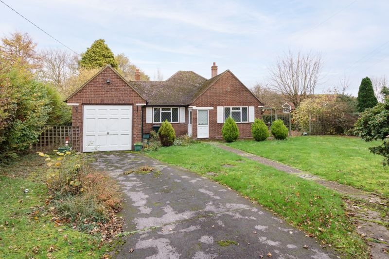 2 bed detached bungalow for sale in Ibstone, High Wycombe HP14 - Zoopla