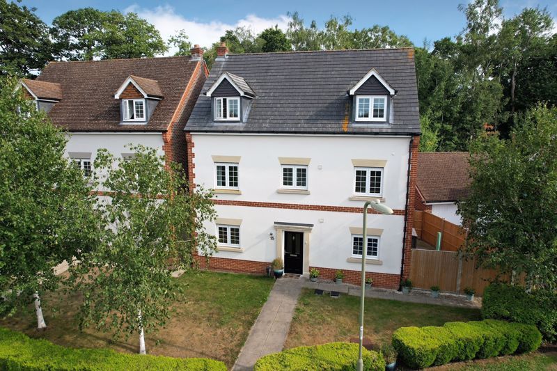 5 bed detached house for sale in Whitewater Road, Fleet GU51 - Zoopla