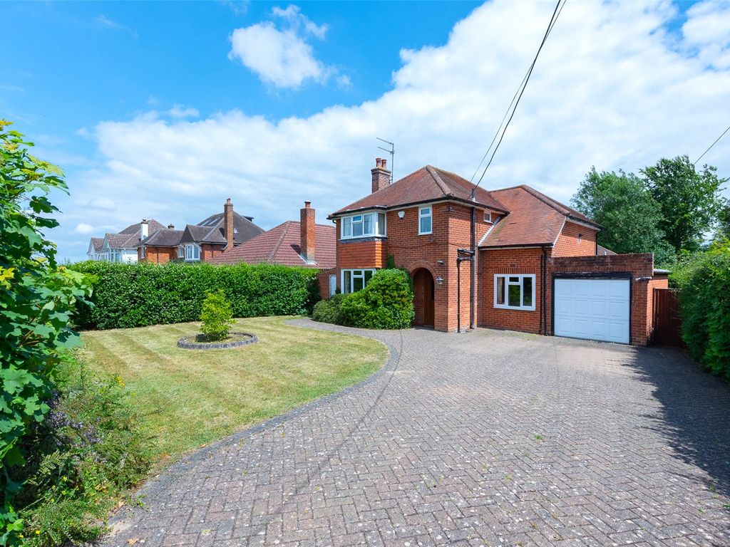 4 bed detached house for sale in Park Lane, Old Basing, Basingstoke ...