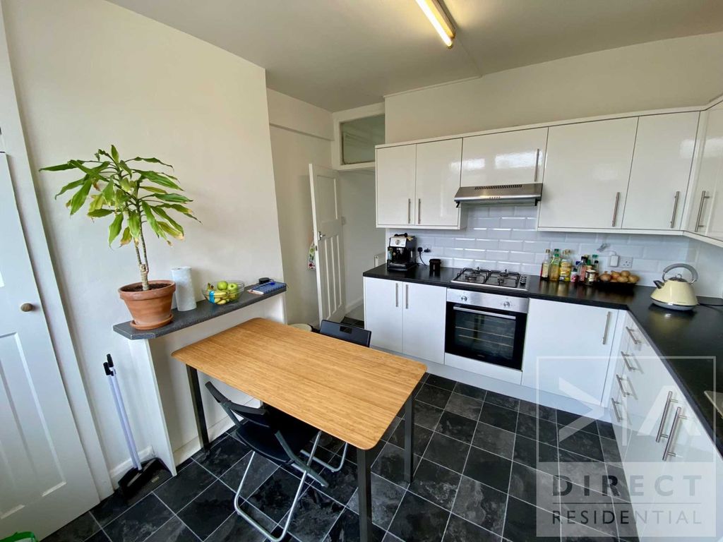 3 bed maisonette to rent in Cannon Hill Lane, Merton Park SW20, £1,950 ...