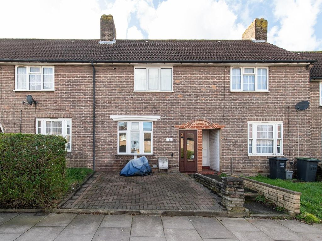2 Bed Terraced House For Sale In Northover Downham Bromley Br1 £