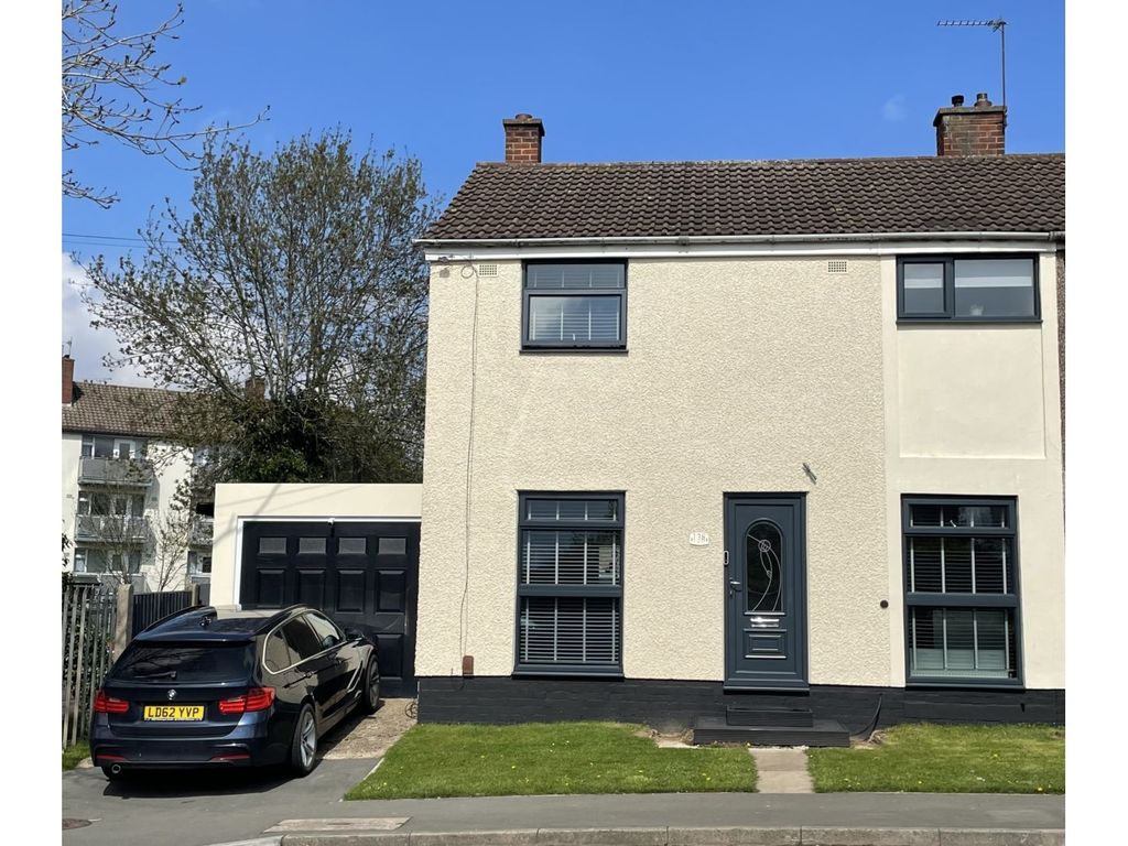 4 bed end terrace house for sale in Wroxall Drive, Coventry CV3 - Zoopla