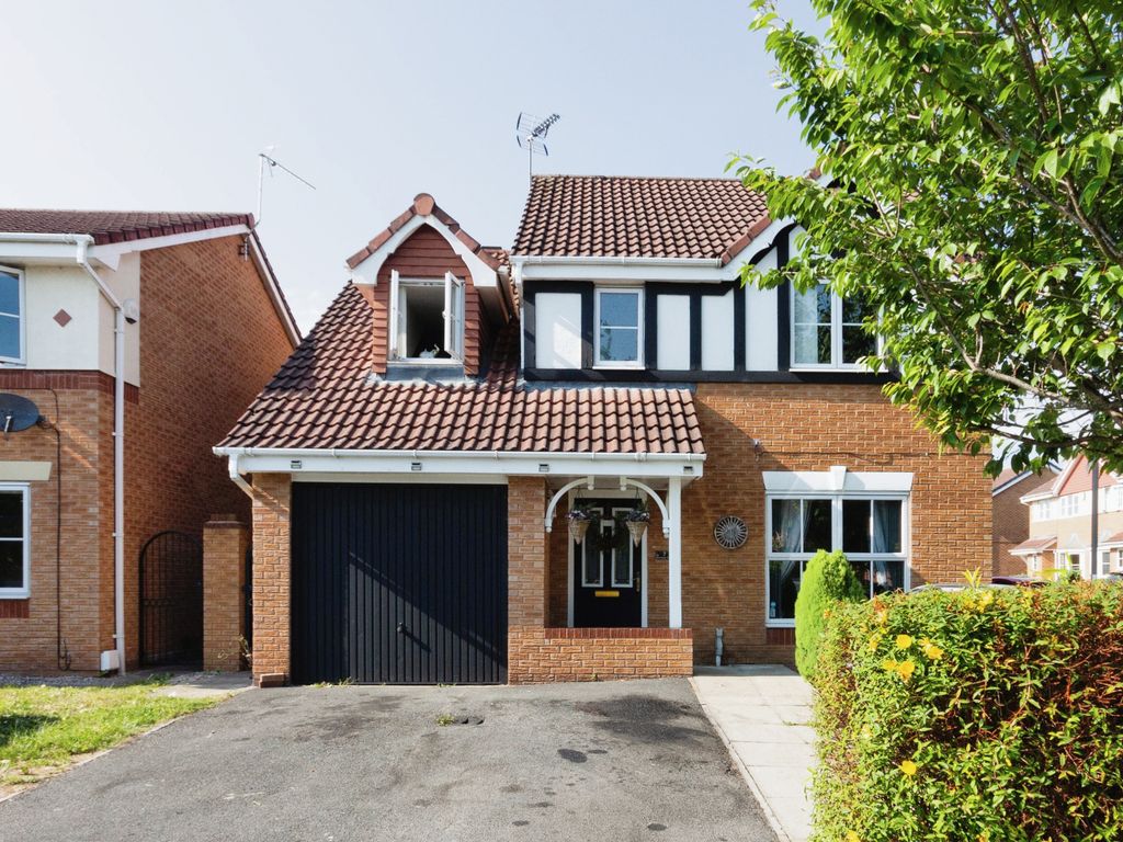 4 bed detached house for sale in Newquay Drive, Wrexham LL13, £250,000 ...