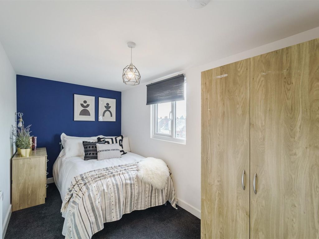 6 bed property to rent in Centaur Road, Coventry CV5, £3,373 pcm - Zoopla