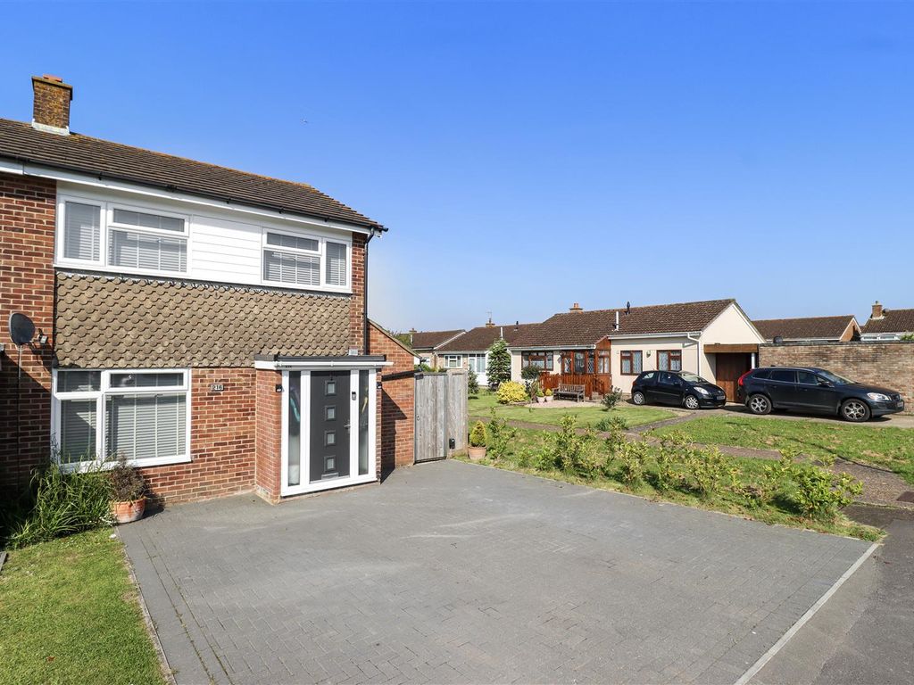 3 Bed End Terrace House For Sale In Seven Sisters Road Willingdon