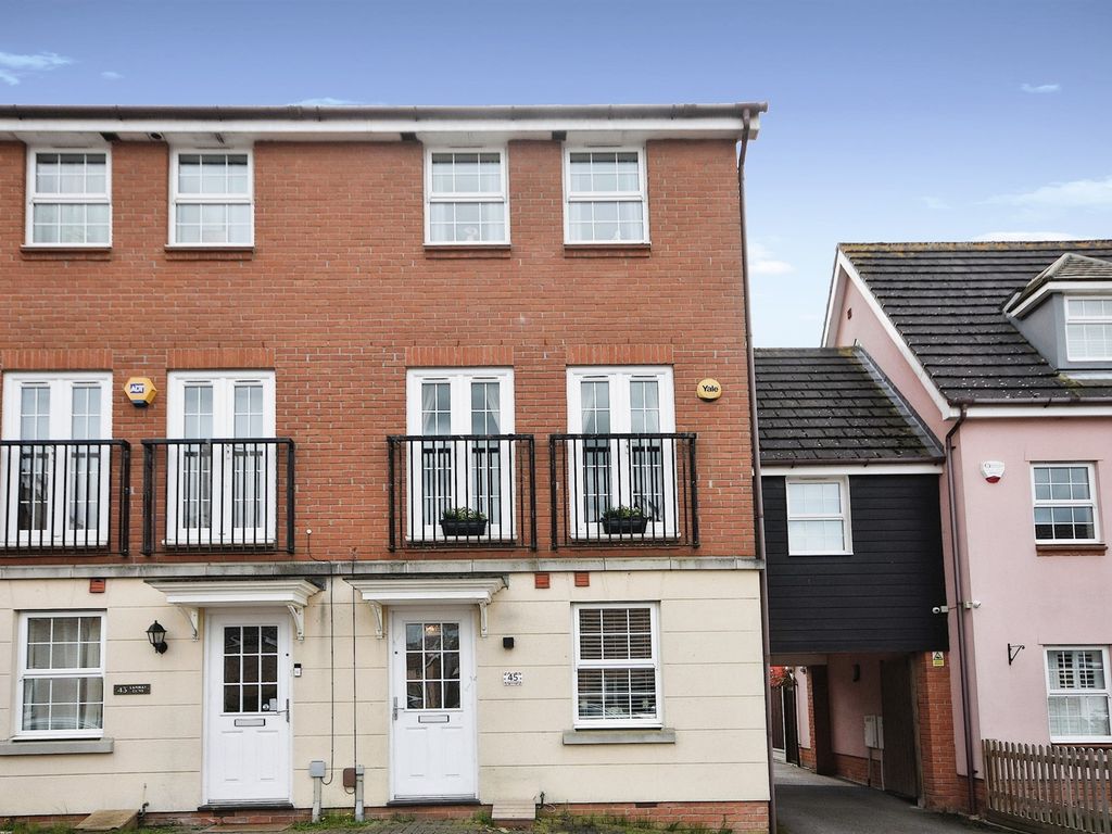 3 bed end terrace house for sale in Lammas Drive, Braintree CM7 - Zoopla