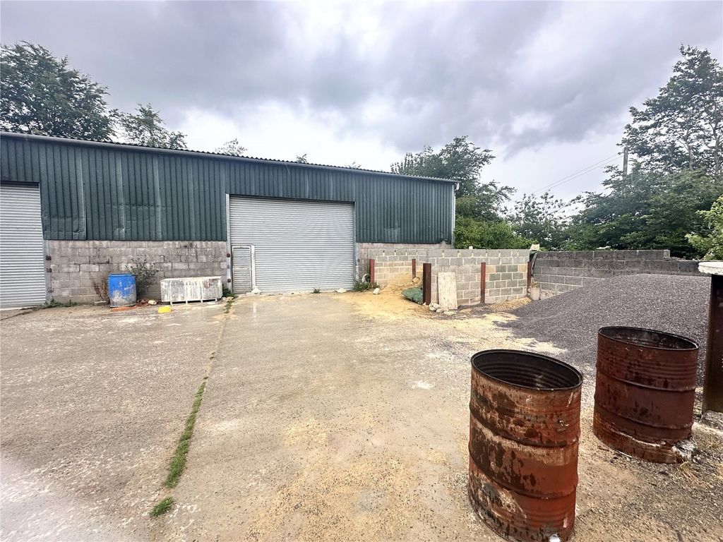 Light industrial to let in Haylane Farm, Hay Lane, Horsley, Stroud ...