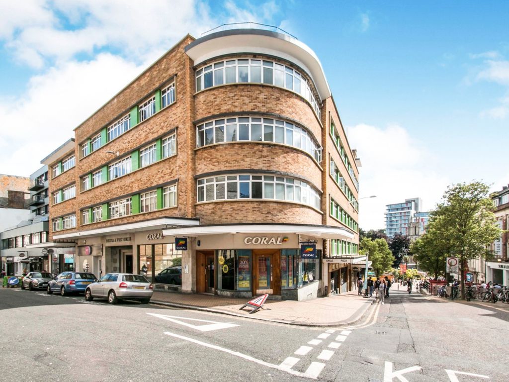 2 bed flat to rent in Post Office Road, Bournemouth BH1 - Zoopla
