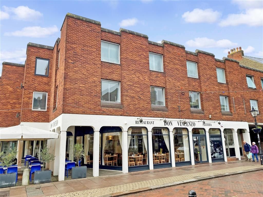2 bed flat for sale in High Street, Rochester, Kent ME1 - Zoopla