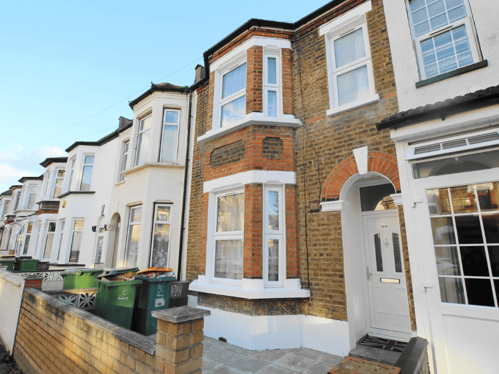 3 bed terraced house for sale in Strone Road, London E7 - Zoopla