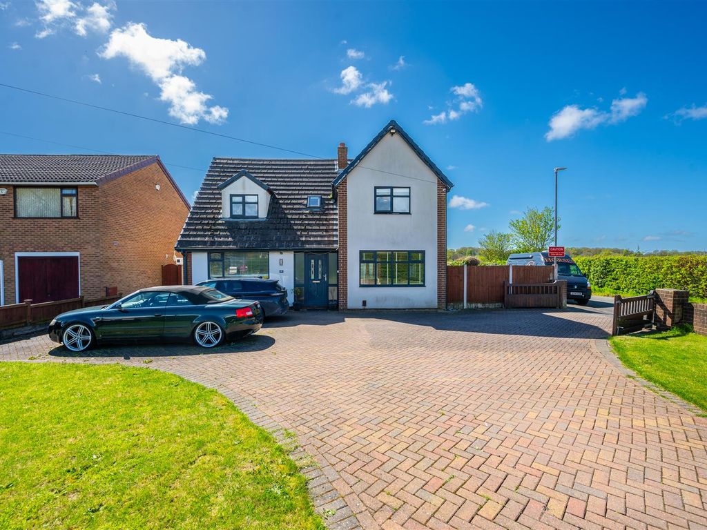 4 Bed Detached House For Sale In Ormskirk Road Rainford St Helens