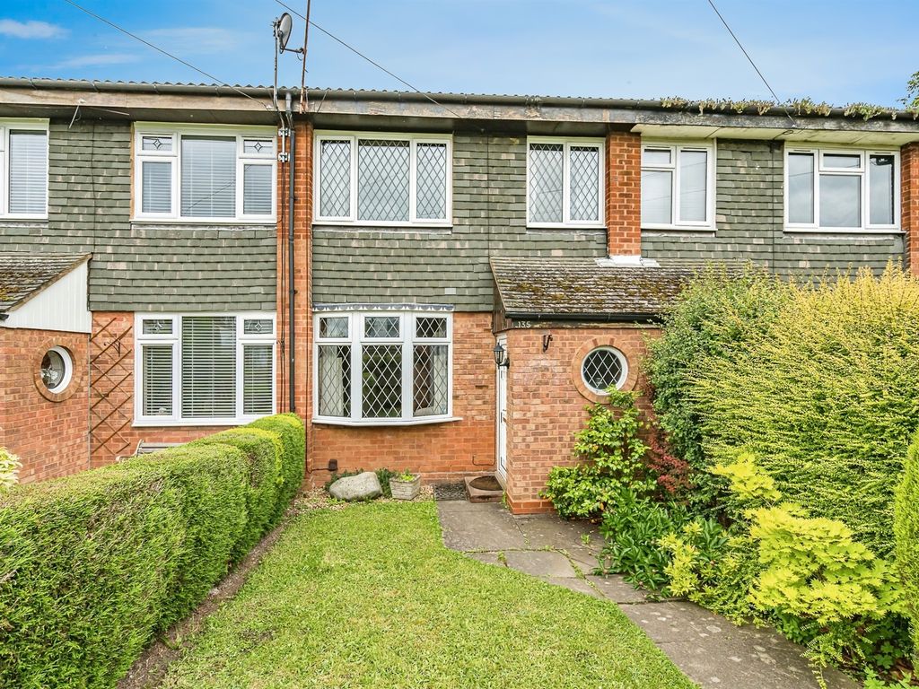 3 Bed Terraced House For Sale In Bromley Lane Kingswinford Dy6 £