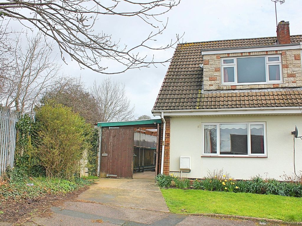 3 Bed Semi Detached House For Sale In Pensilva Close Wigston Le18 £