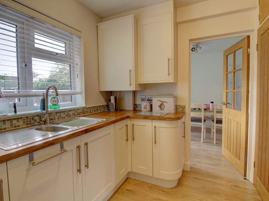 3 bed semi-detached house for sale in Carlton Drive, Hadleigh, Benfleet ...