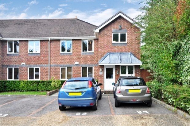 2 bed flat to rent in Stoneacre Court, Maidstone ME15 - Zoopla