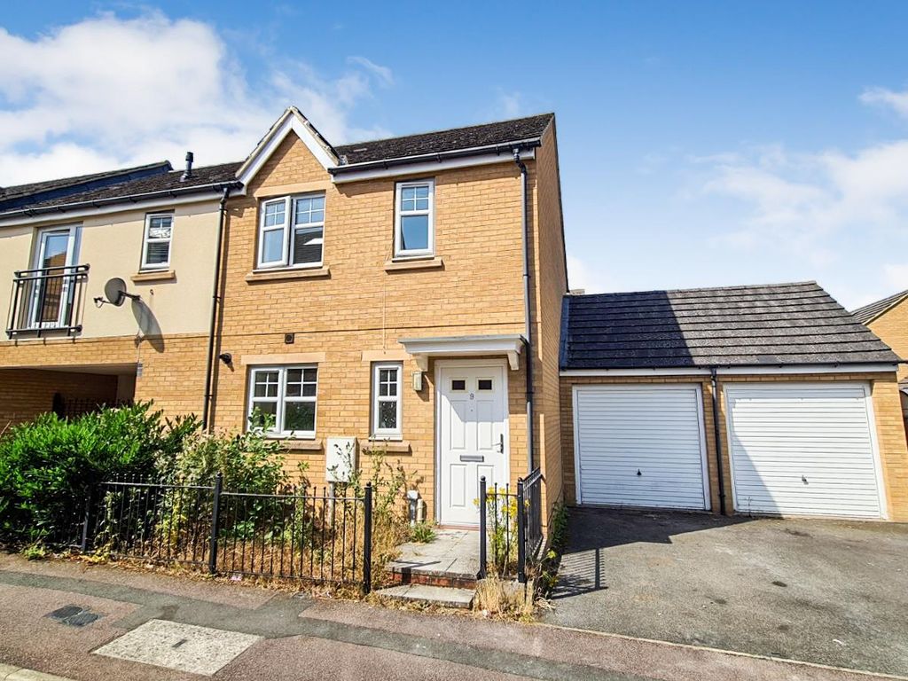 3 bed semi-detached house for sale in Gunnell Road, Corby NN18 - Zoopla