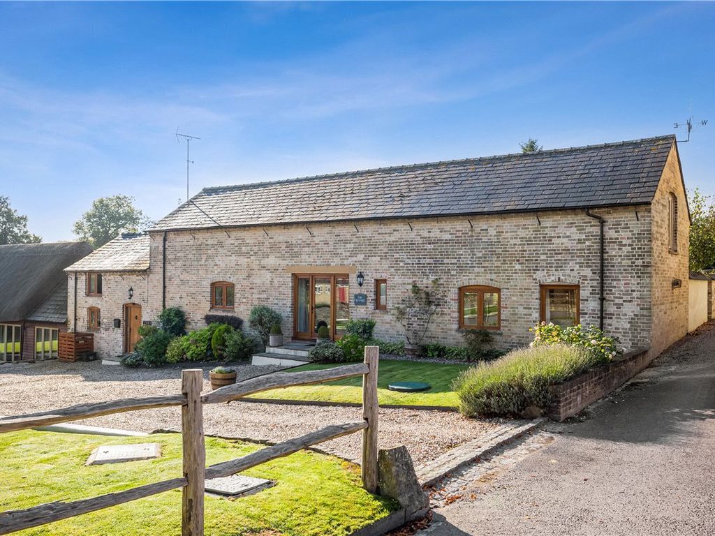 4 bed semi-detached house for sale in Collingbourne Kingston ...