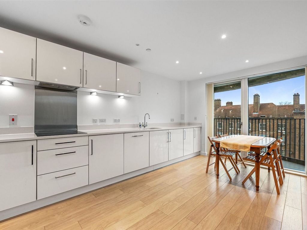 1 bed flat to rent in Atkins Square, London E8, £2,000 pcm - Zoopla