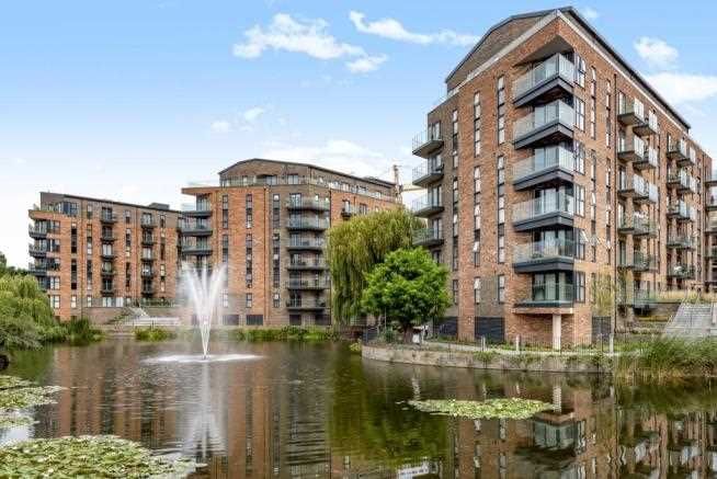 1 bed flat to rent in James Smith Court, Dartford DA1, £1,450 pcm - Zoopla