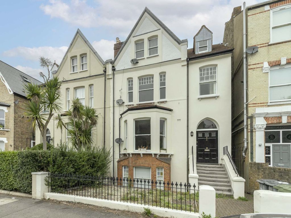 2 bed flat for sale in Lewin Road, London SW16 - Zoopla