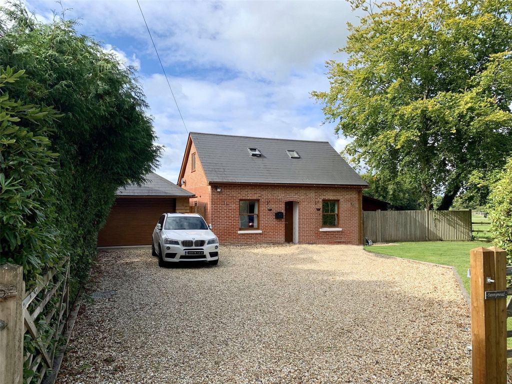 3 Bed Country House For Sale In Newbridge Cadnam Southampton So40