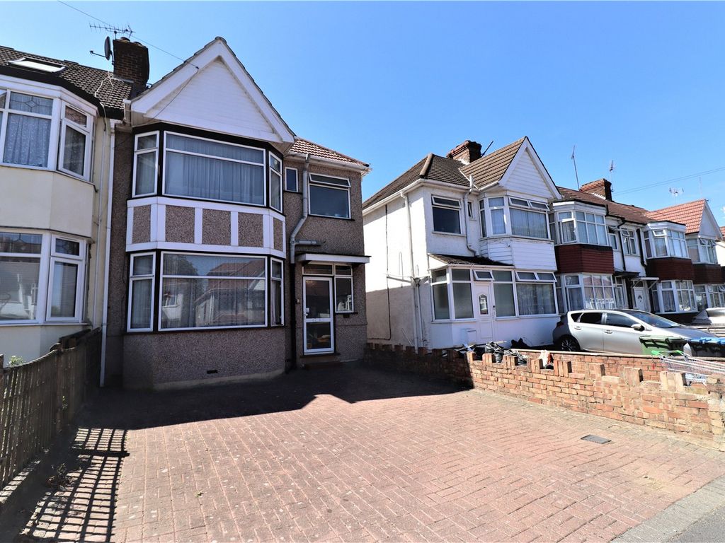 3 Bed End Terrace House For Sale In Evelyn Avenue Kingsbury London