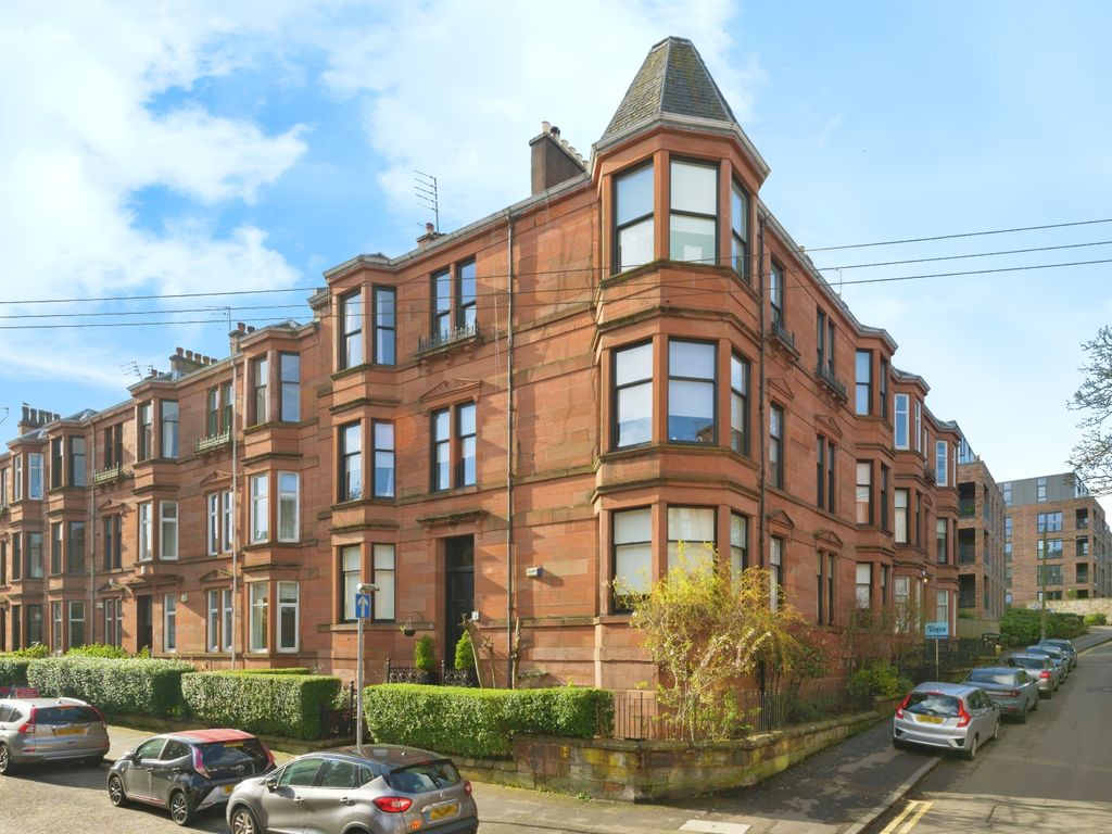 3 bed flat for sale in Queens Park, Pollokshaws Road, Shawlands ...
