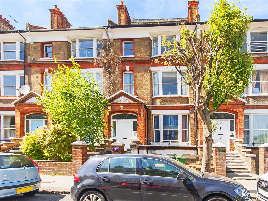 3 bed flat for sale in Birchington Rd, Kilburn, London NW6 - Zoopla