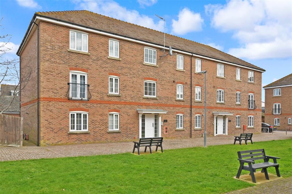 2 bed flat for sale in The Boulevard, Tangmere, West Sussex PO20 - Zoopla
