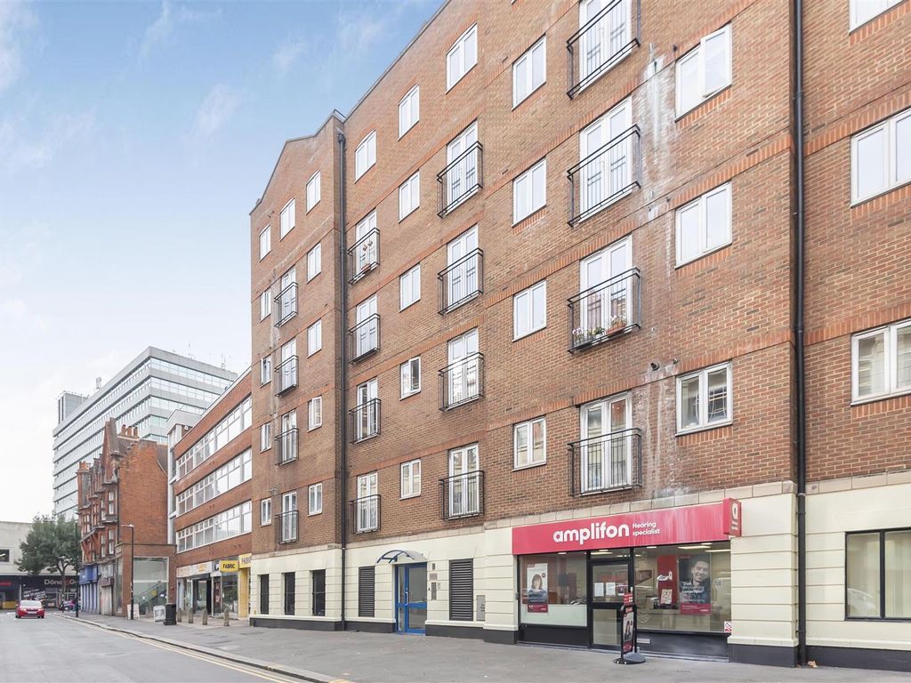 2 bed flat for sale in Picture House, Cheapside, Reading RG1 - Zoopla