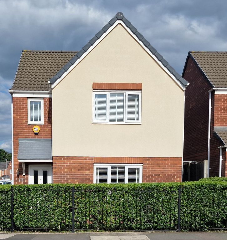 3 bed detached house for sale in Tangmere Road, Wolverhampton WV2, £ ...