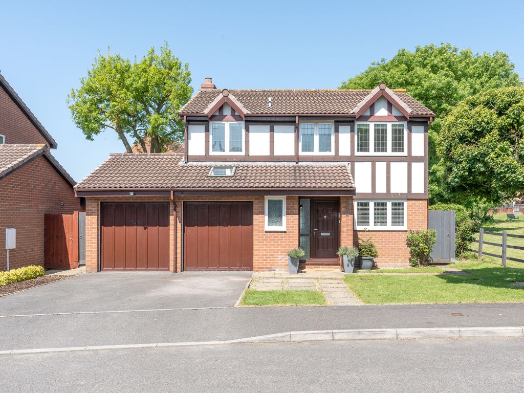4 Bed Detached House For Sale In Stoke Meadows Bradley Stoke Bristol