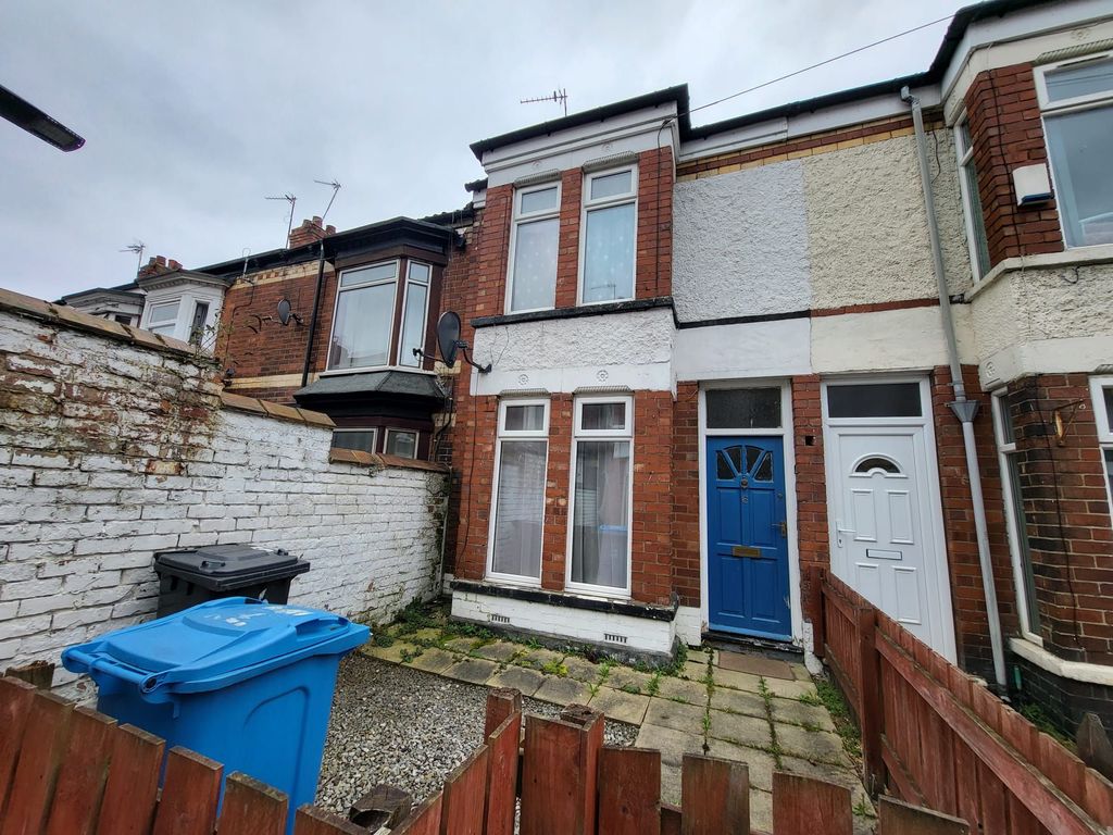 2 Bed Terraced House To Rent In Salisbury Gardens Raglan Street Hull