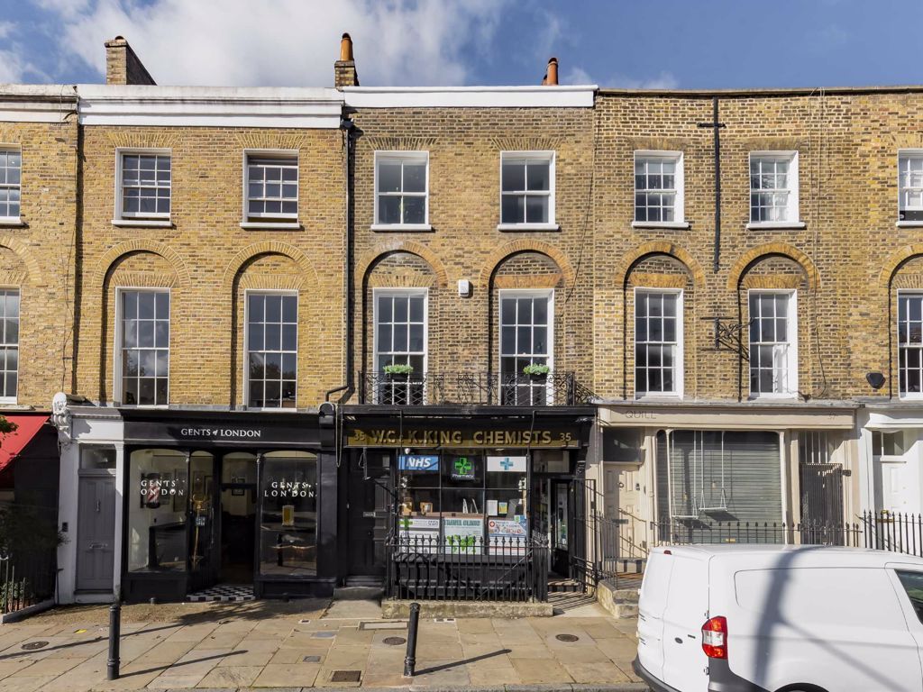 3 bed flat for sale in Amwell Street, London EC1R - Zoopla