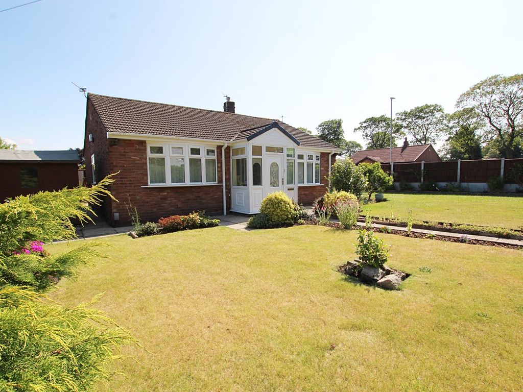 3 bed detached bungalow for sale in Nicol Road, Ashton-In-Makerfield, Wigan WN4 - Zoopla