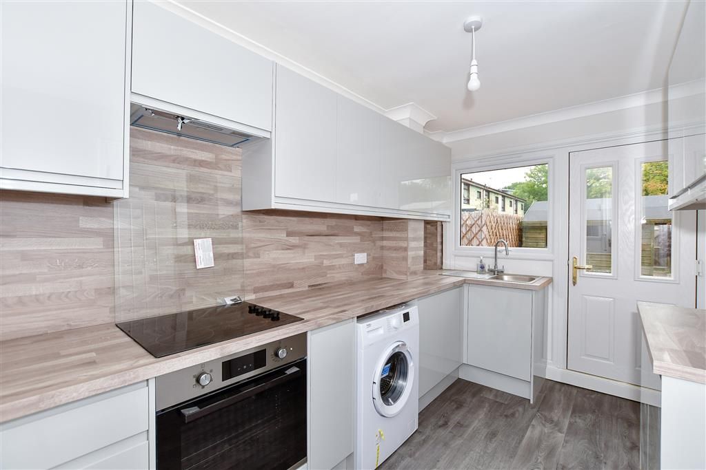 2 bed end terrace house for sale in Shortlands Green, Maidstone, Kent ...