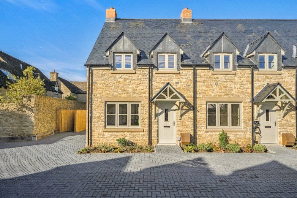 New home, 3 bed end terrace house for sale in Crumpler Court, Witney ...