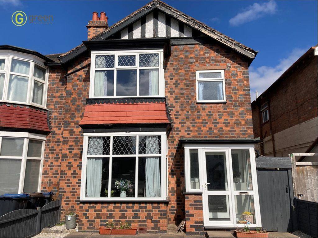 3 Bed Semi Detached House For Sale In Jockey Road Boldmere Sutton