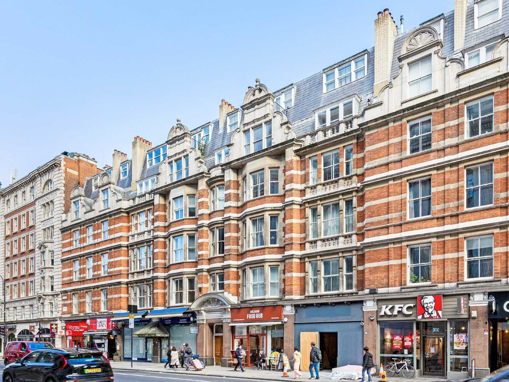 2 bed flat to rent in Southampton Row, London WC1B, £2,999 pcm - Zoopla