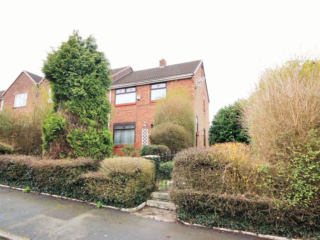 3 bed terraced house for sale in Pembroke Road, Wigan WN5, £90,000 - Zoopla