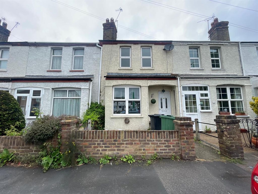 2 bed terraced house to rent in Heath Lane, Dartford DA1, £1,400 pcm - Zoopla