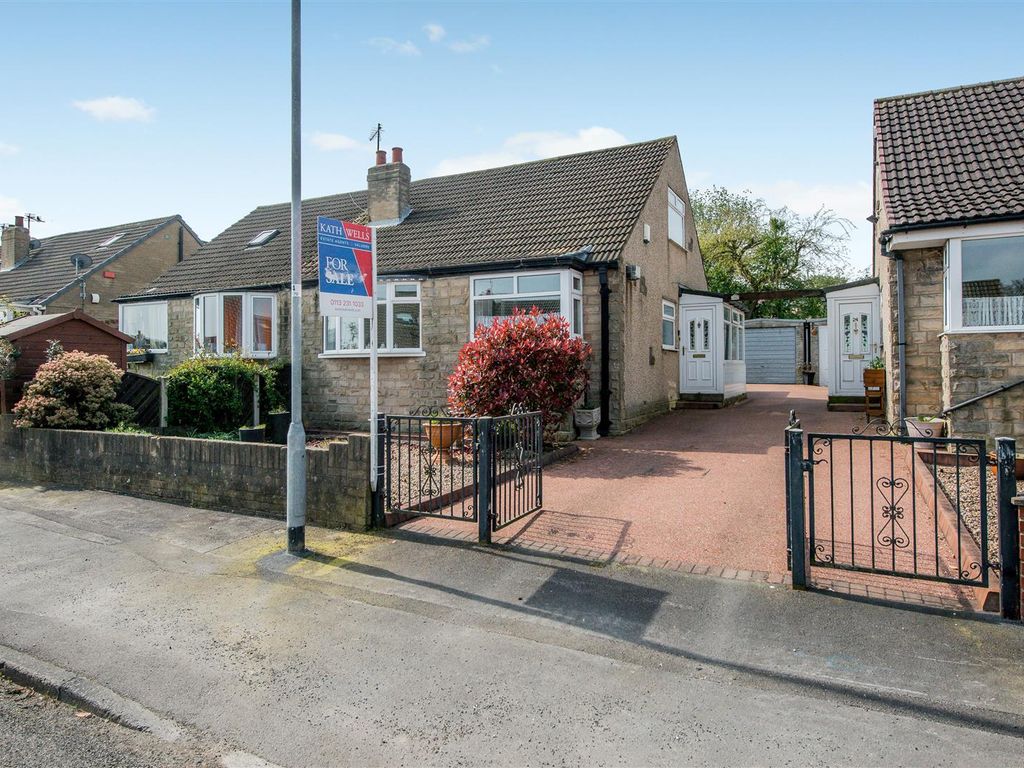 3 bed semi-detached bungalow for sale in Castle Ings Gardens, Farnley ...