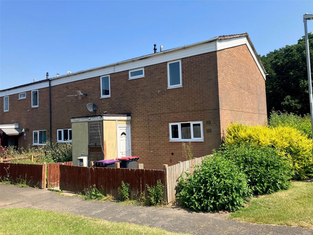 5 Bed End Terrace House For Sale In Westbourne Woodside Telford Tf7