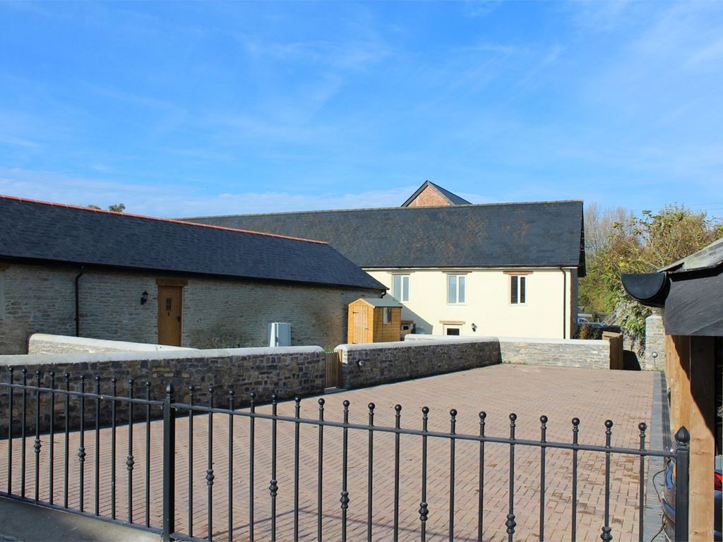 2 bed terraced house to rent in Hele Manor Barns, Hele, Taunton TA4, £ ...