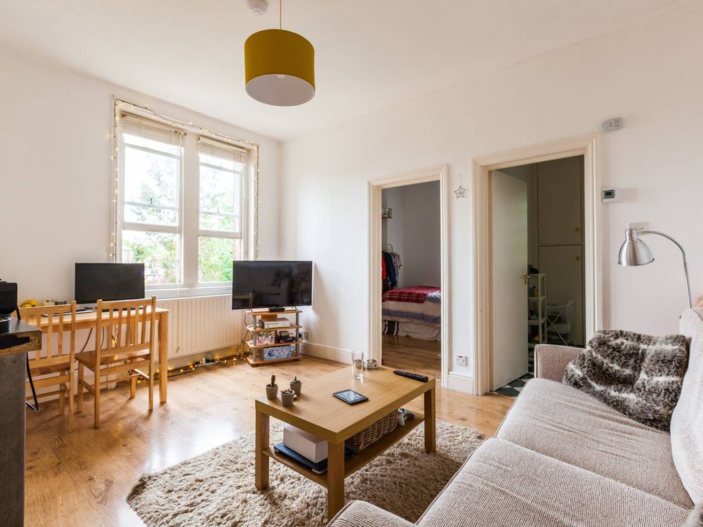1 bed flat to rent in Cormont Road, Camberwell, London SE5, £1,600 pcm ...
