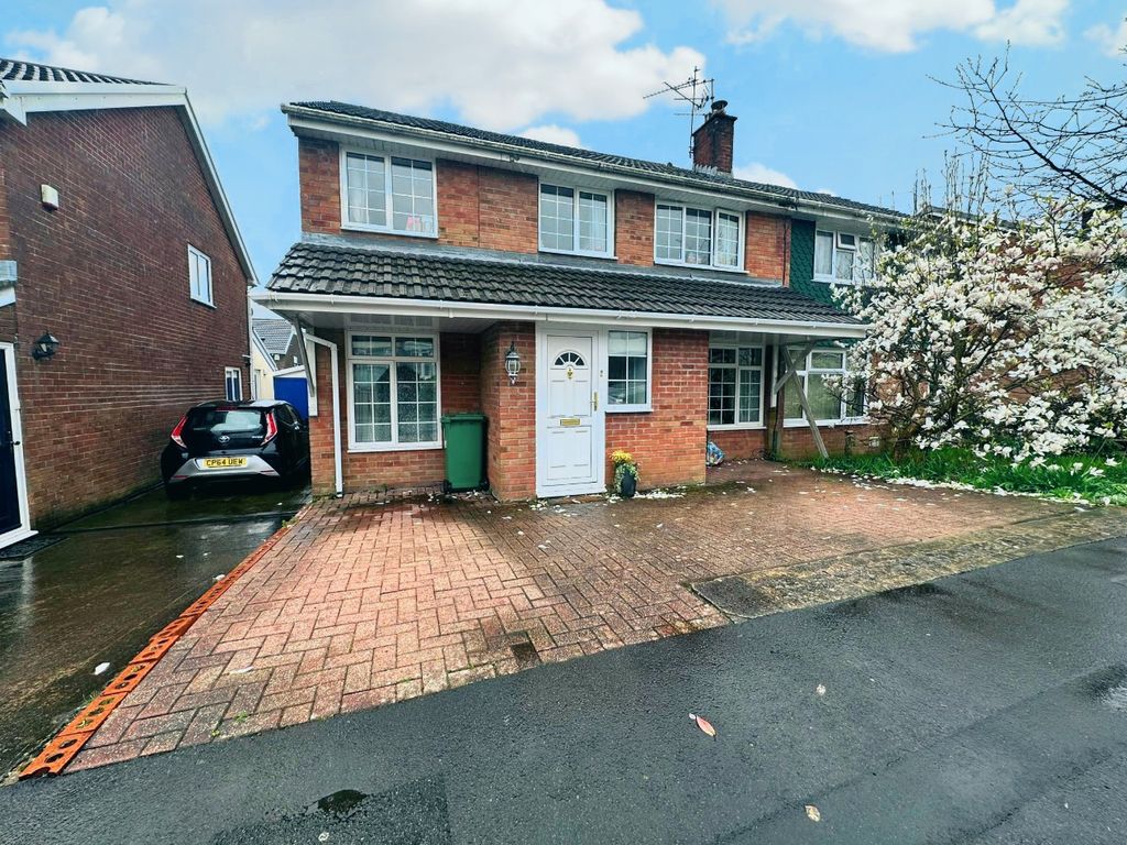 4 Bed Semi Detached House For Sale In Monmouth Close Tonteg